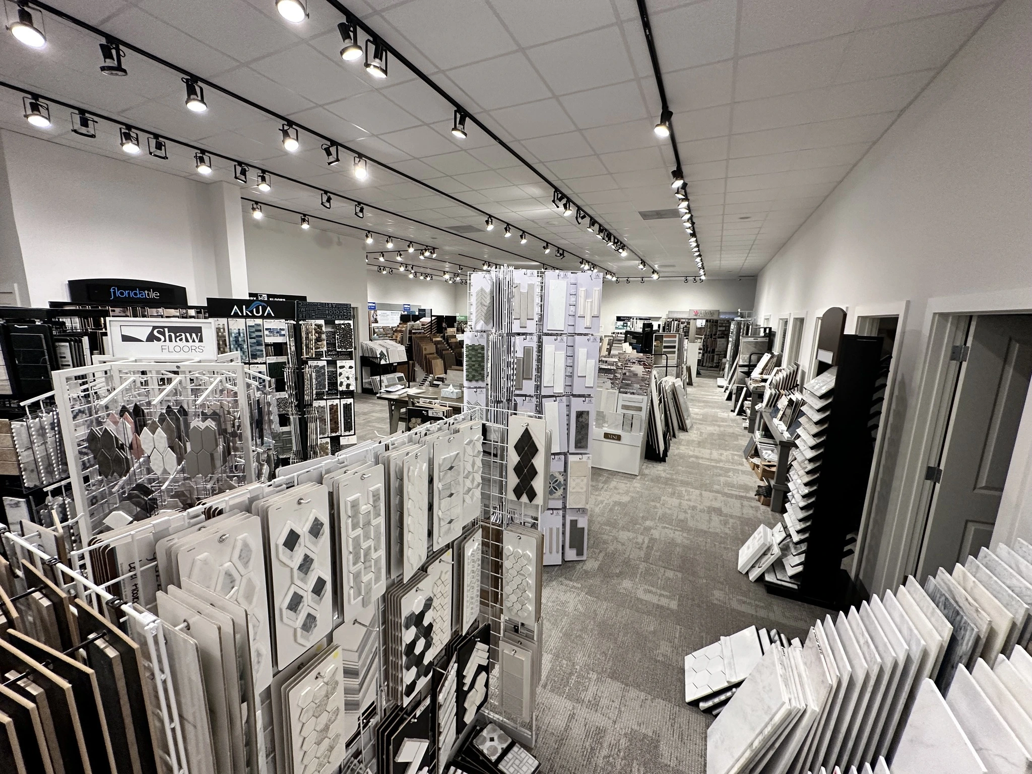 Shop Natural Stone by DalTile in your local tile stores in Covington, LA
